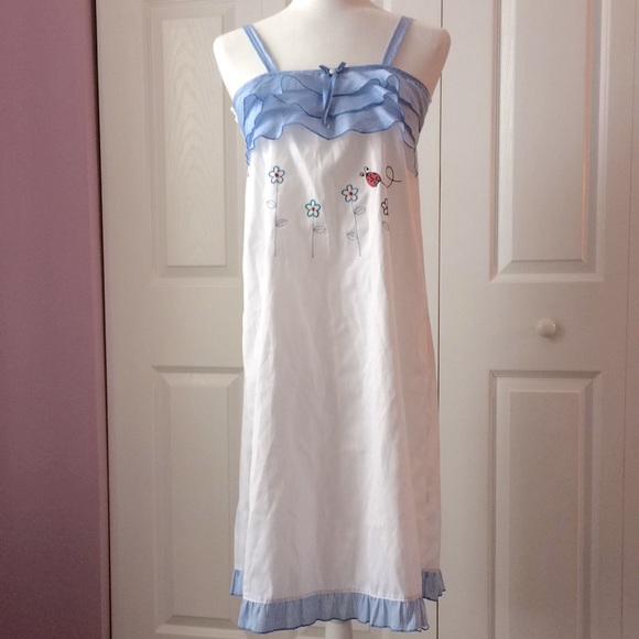 Dresses | Nwot Cute Summer House Dress Ladybug Flowers | Poshmark
